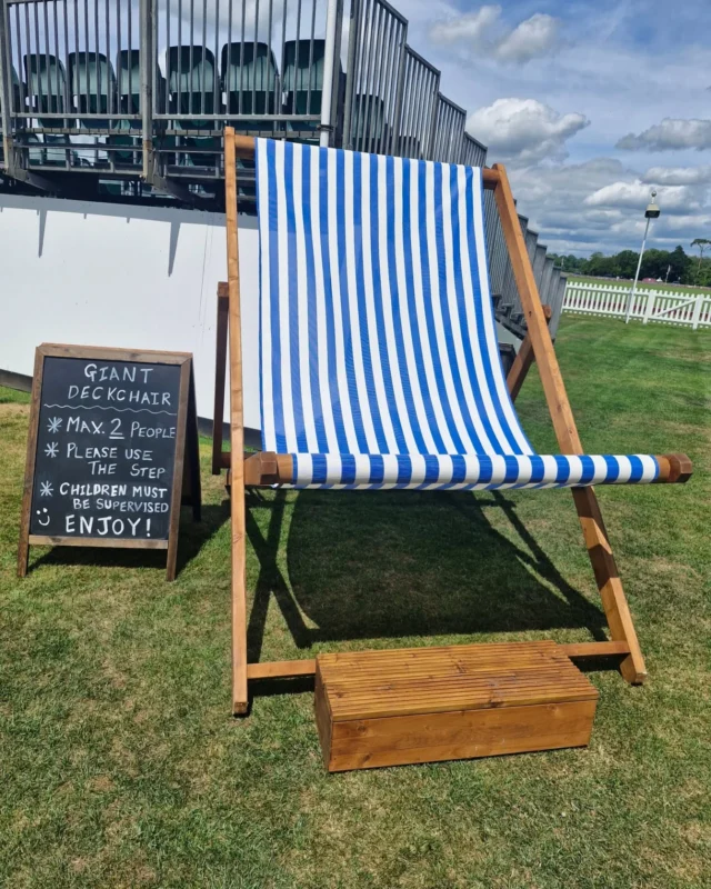 Gallery Page of Deck Chairs | Pictures of Seaside Deck Chairs
